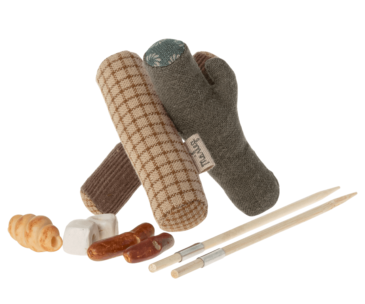 Maileg Mouse & Rabbit Bonfire Set