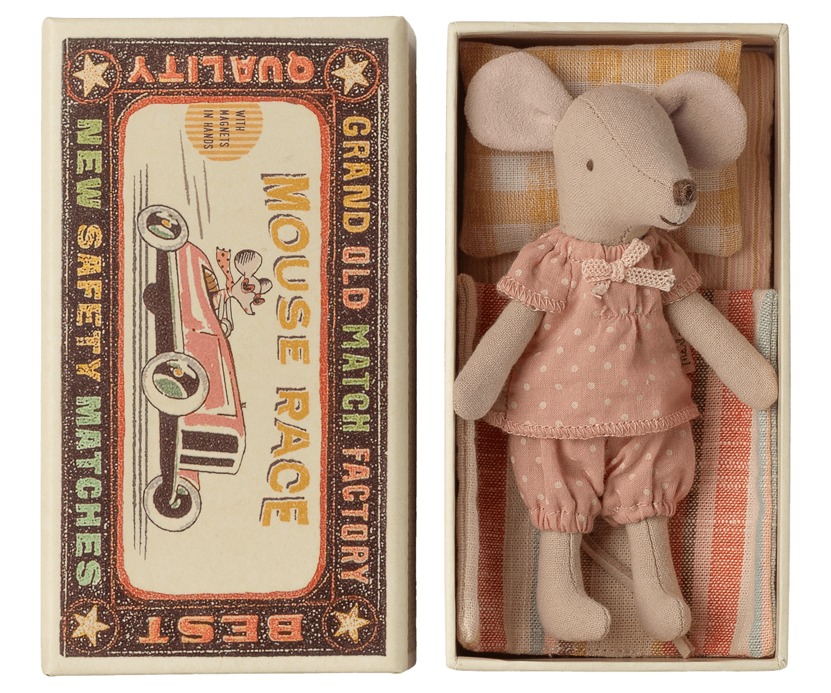 Maileg_Big_Sister_Mouse_in_Matchbox_a.png?crop=center&height=1200&v ...
