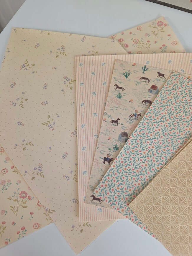 Pre-Order Maileg Mouse House Wallpaper Set